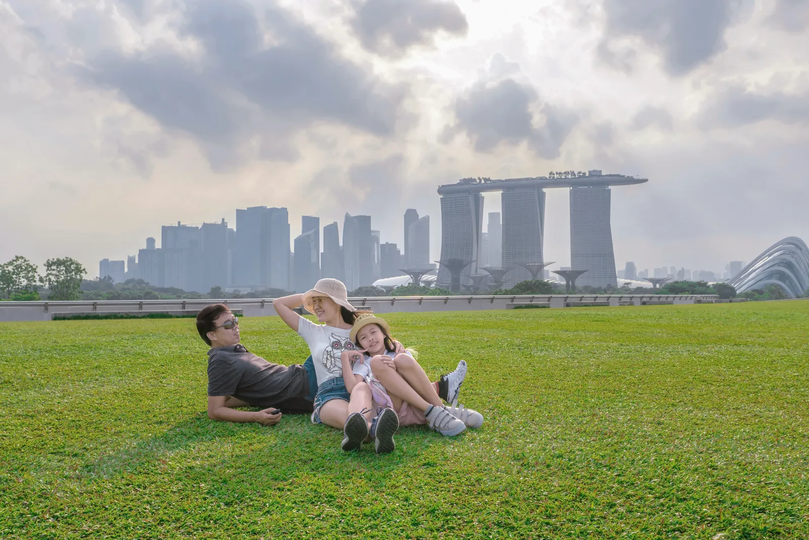 Singapore: Professional photoshoot at Marina Barrage