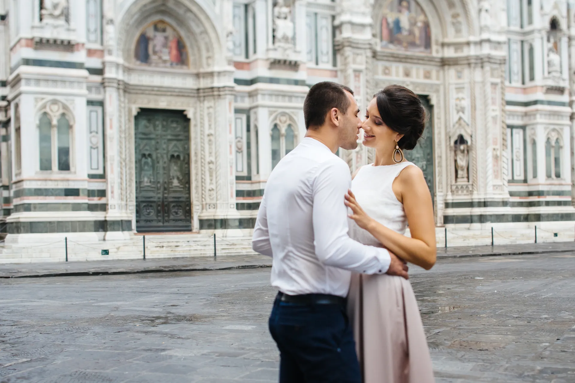 Florence: Professional photoshoot outside the Duomo