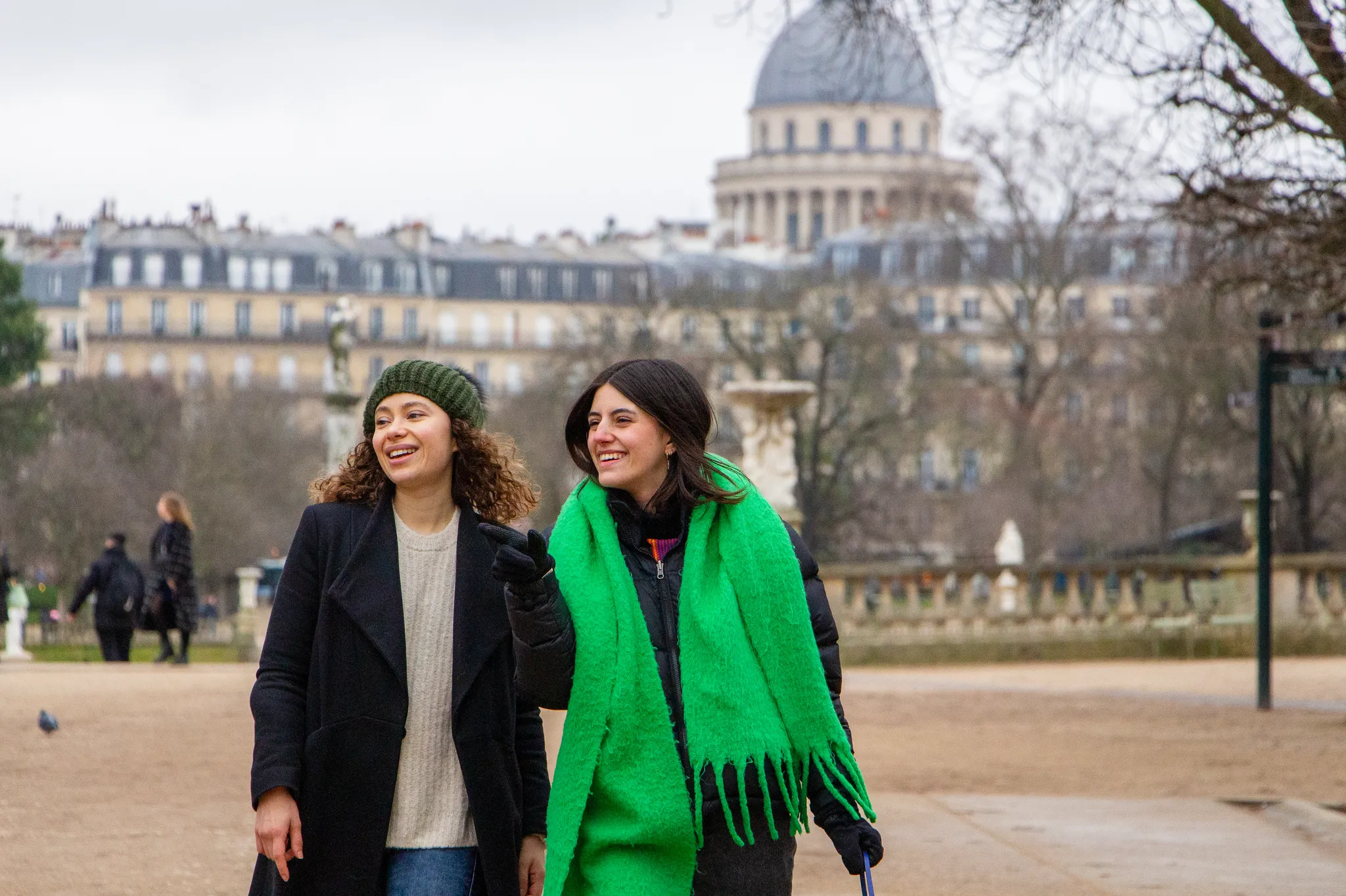 Paris: Professional photoshoot at Jardin du Luxembourg
