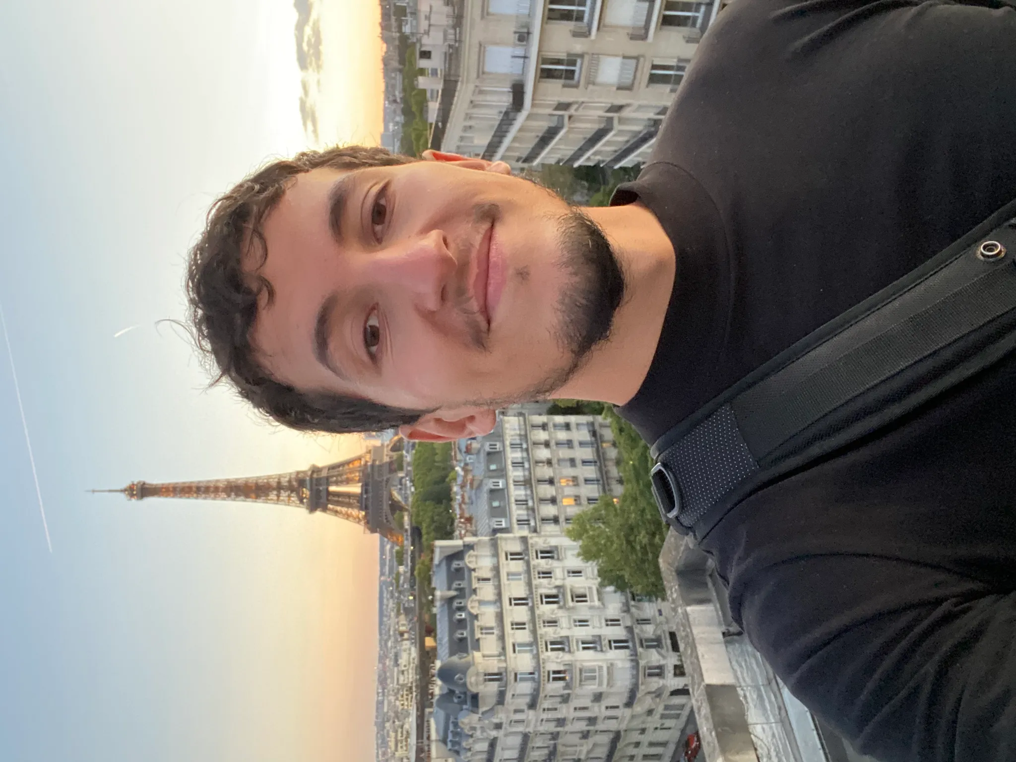 Customized professional photoshoot in Paris with Youness