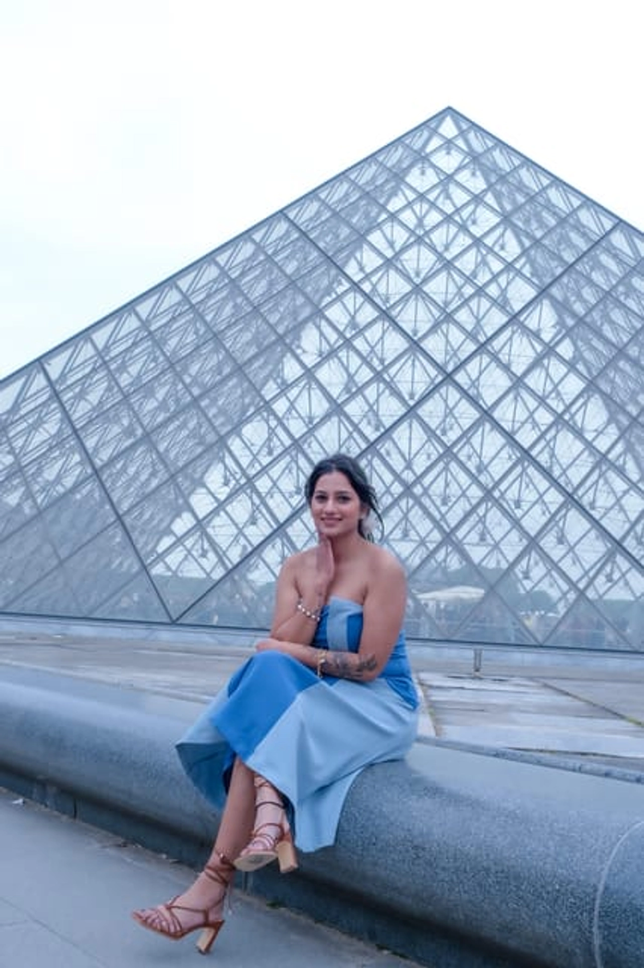 Paris: Professional photoshoot at the Louvre Museum